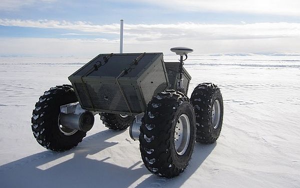 Yeti - A battery powered robot that helps in detecting crevasses over ...