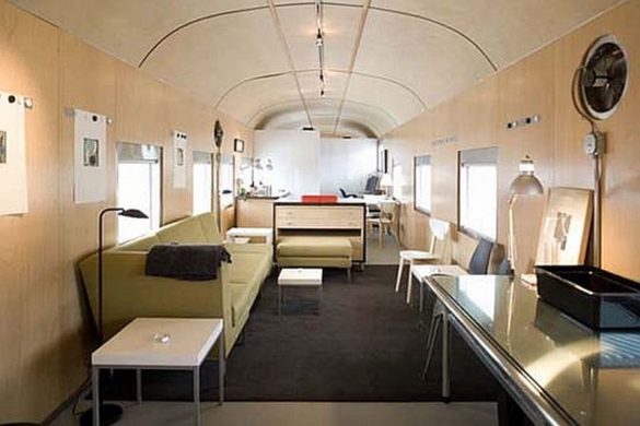 Eco Architecture: Train Car Home in Portland makes you sleep on rails ...
