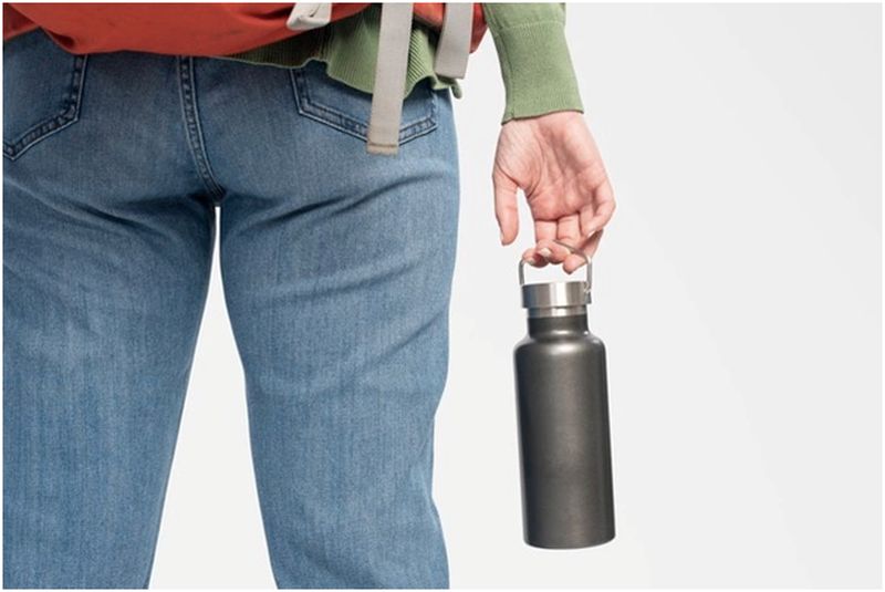 5 Reasons Aluminum Bottles Are Better Than Plastic Bottles